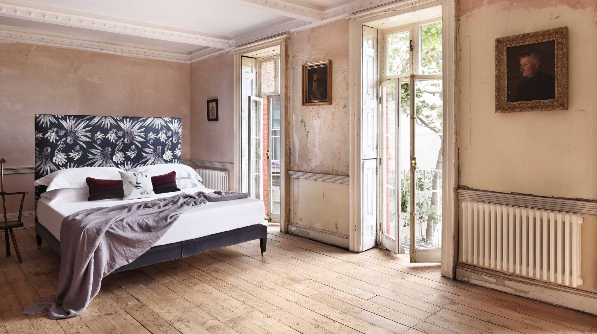 What is a box spring, and why is it important? – Savoir Beds